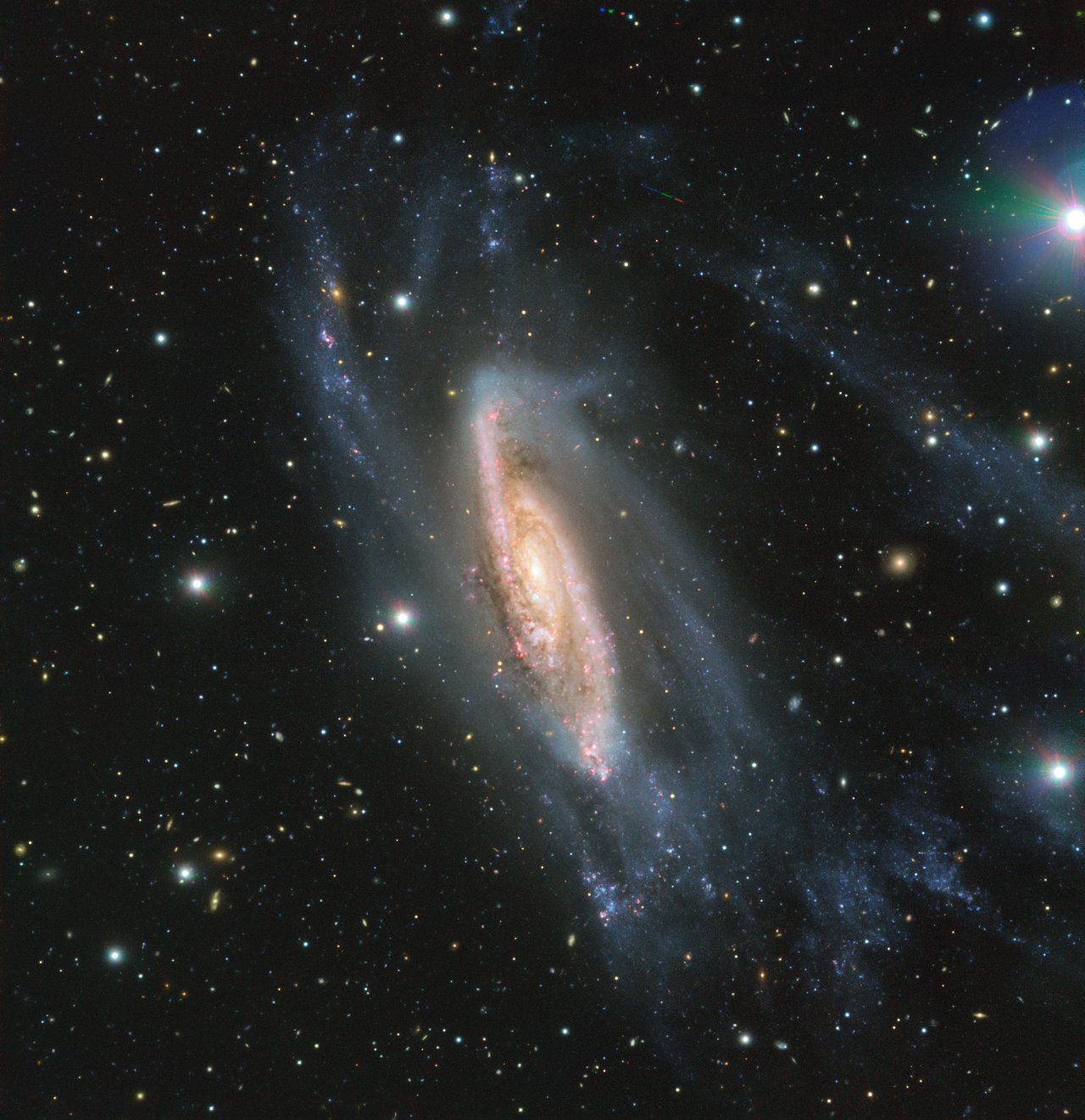 ESO: The Very Large Telescope (VLT) captures a Galactic Gem | HobbySpace